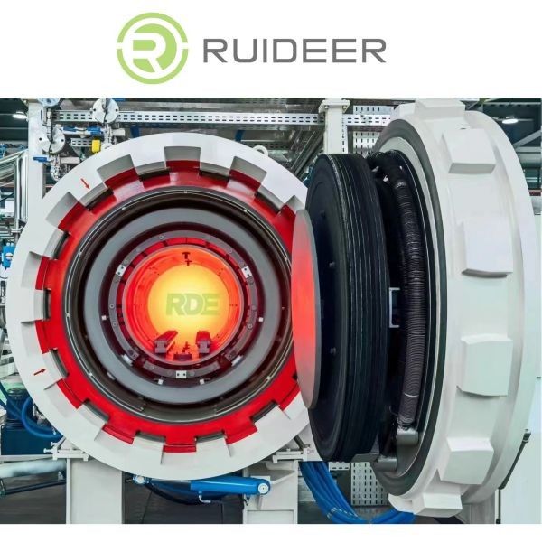 Vacuum sintering furnace for powder metallurgy